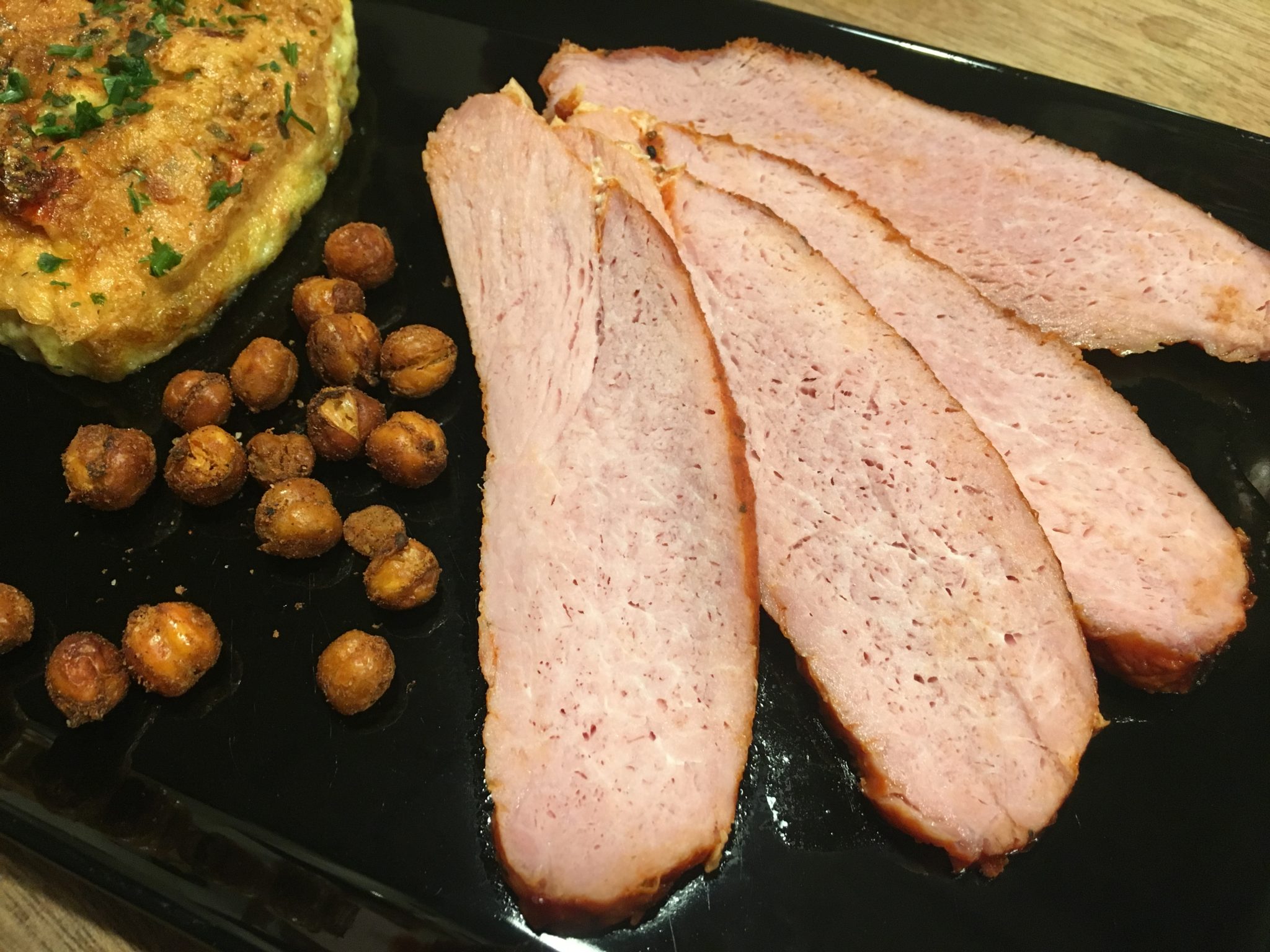 Marineret skinke flanksteak af skinkeinderlår - Airfryeropskrifter.dk